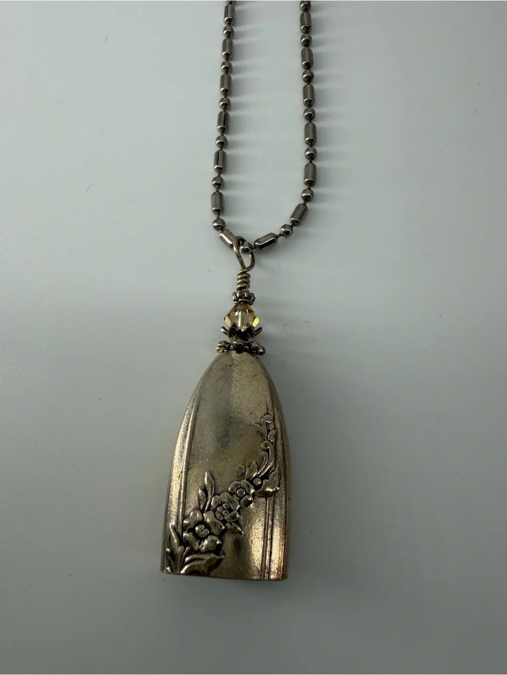 The Unbranded Brand | Jewelry | Vintage Art Nouveau Style Floral Bell ...